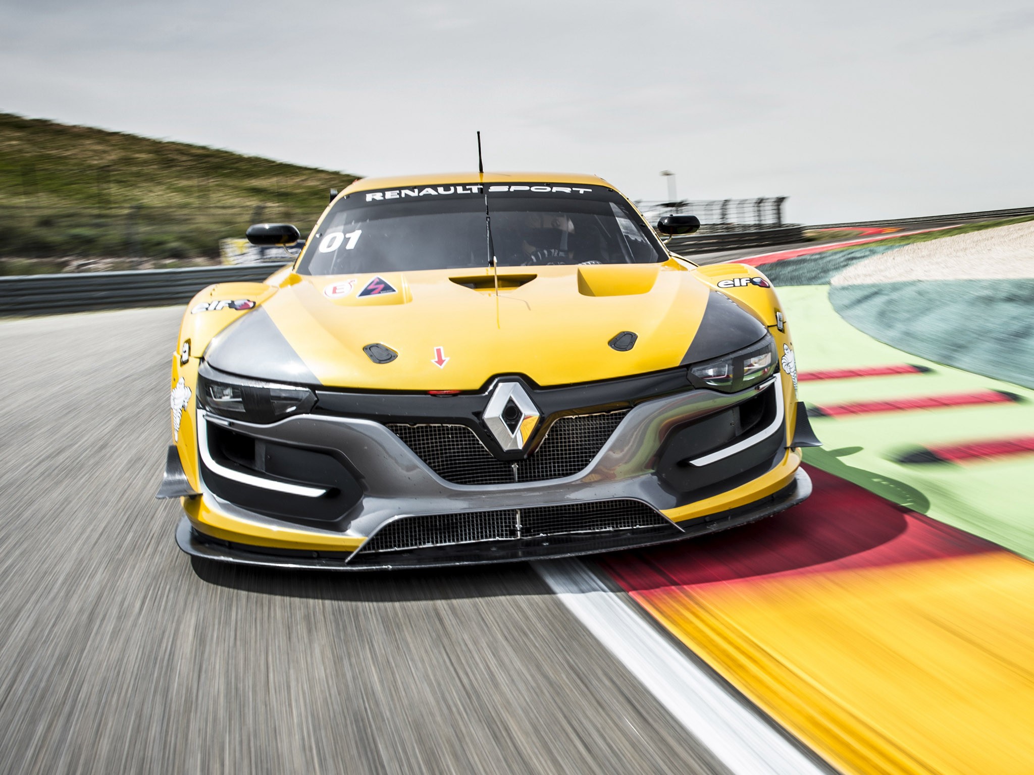 Renault RS-01 GT : Puissance brute et performance affutée