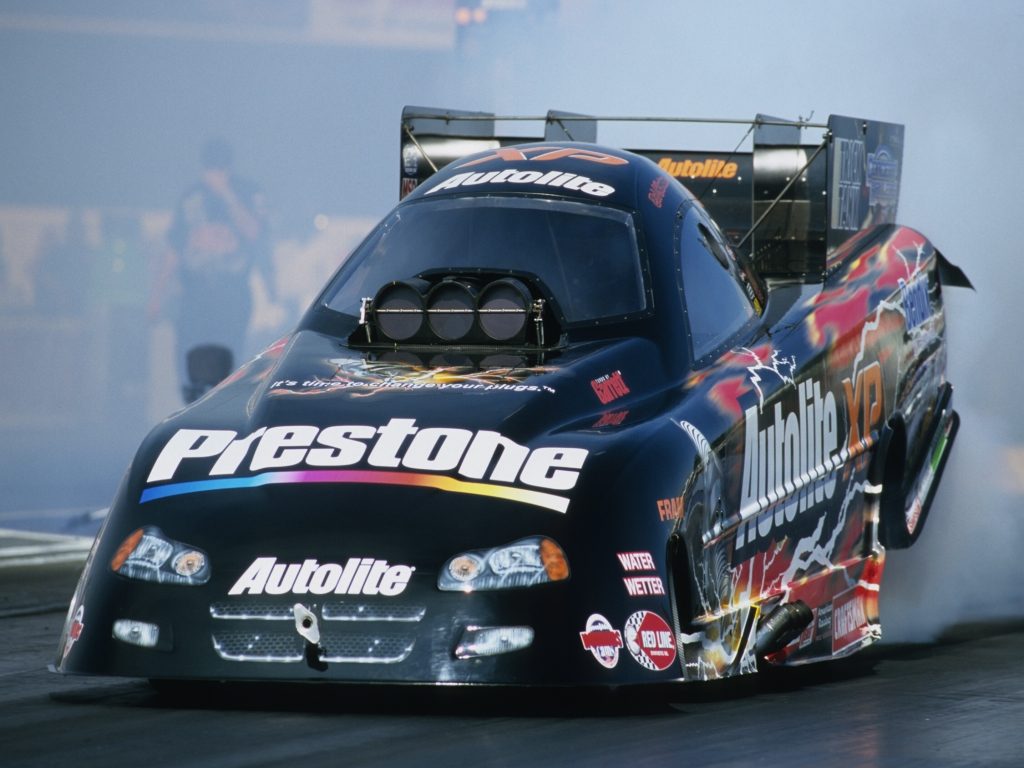 Dragsters NHRA : Quand la mécanique rencontre l'adrénaline pure