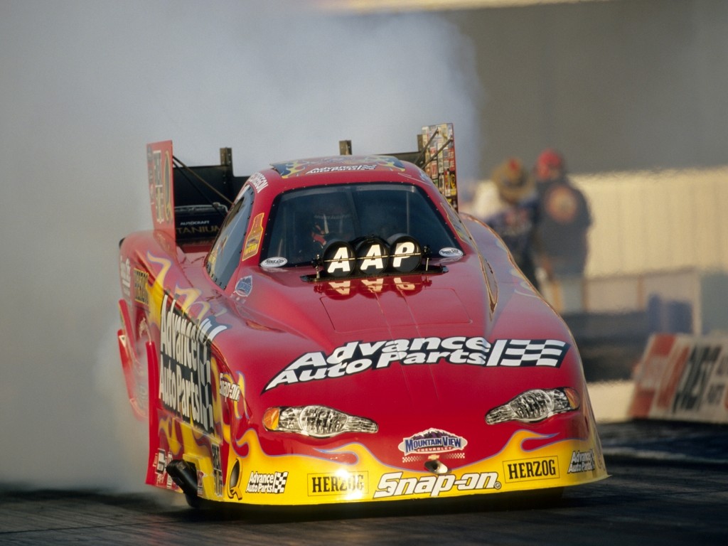 Dragsters NHRA : Quand la mécanique rencontre l'adrénaline pure