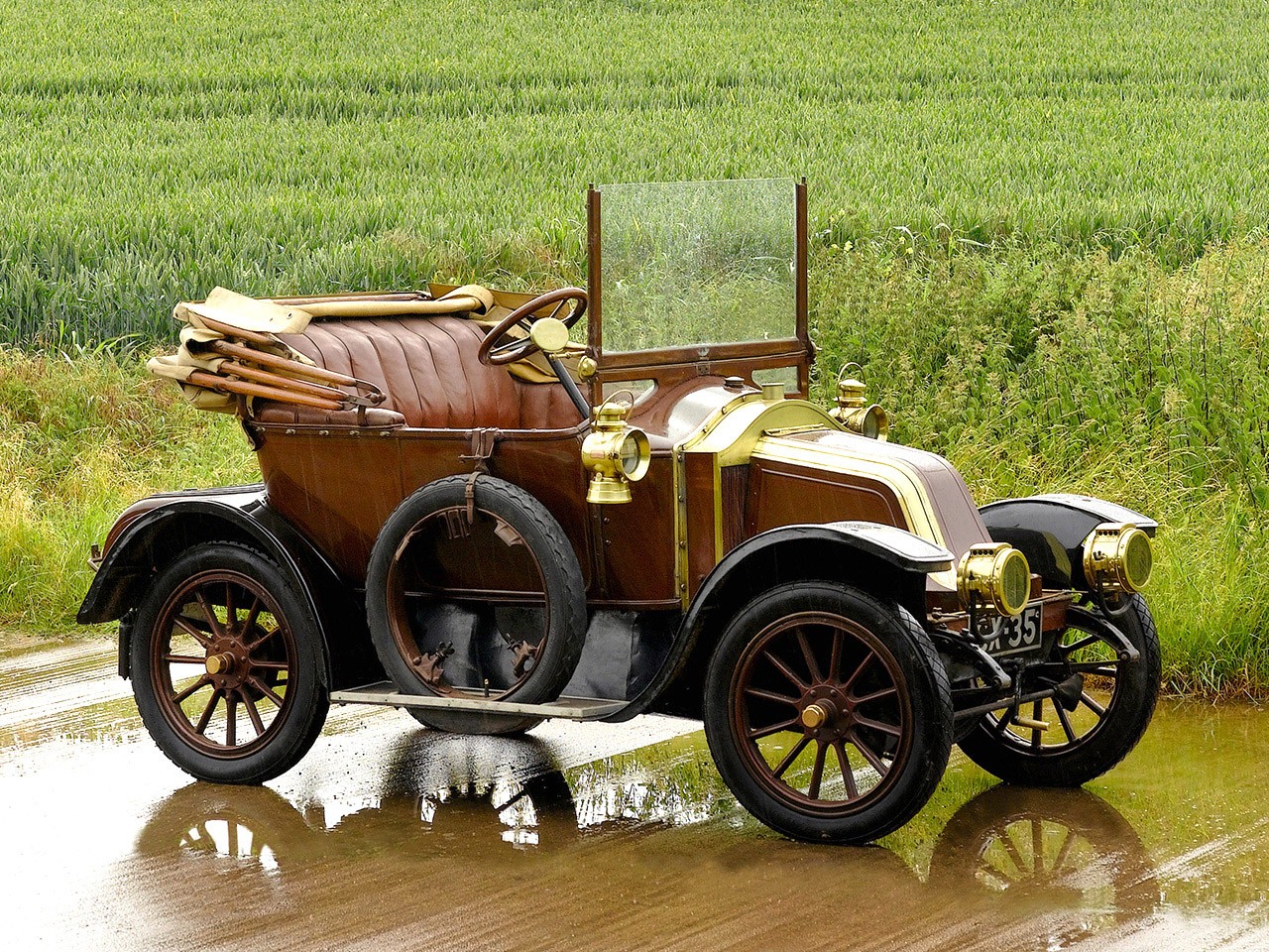 Renault Constructeur Automobiles Français crée en 1898.