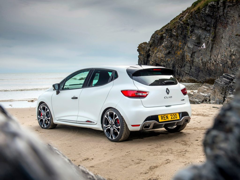 Renault Clio - Voiture française la plus vendue de l'histoire de l ...