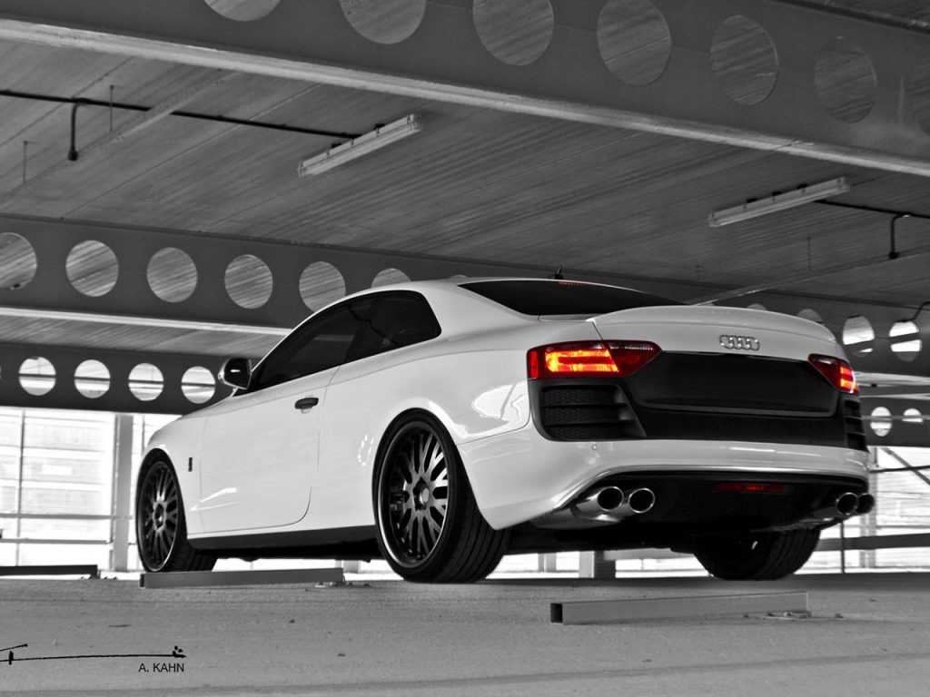 Kahn Design - Société Anglaise de véhicules sur mesure