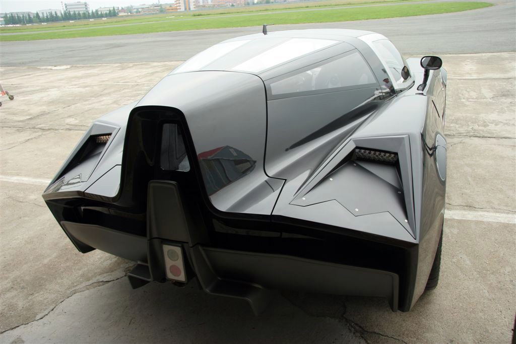 Spada Codatronca Monza : 720 chevaux et 300 km/h de pur plaisir - Photoscar