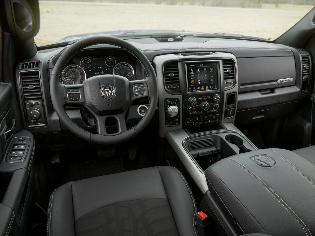 Dodge Ram 1500 Sublime Sport 2017 - Sport et Rebel Bleu