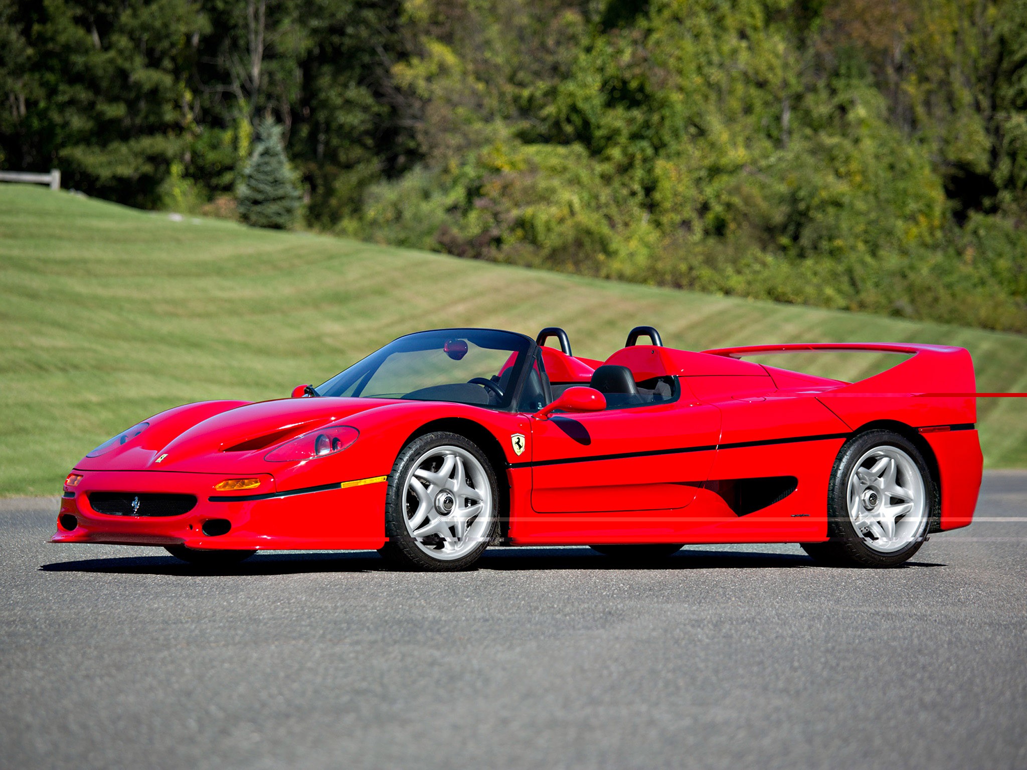 Ferrari F50 : Moteur V12 de 527 ch - La F50 voiture légendaire