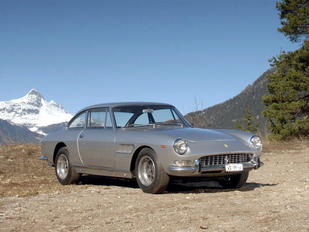 Ferrari 330 versions 2+2 GT, berlinetta, spyder sportive zagato - Photoscar