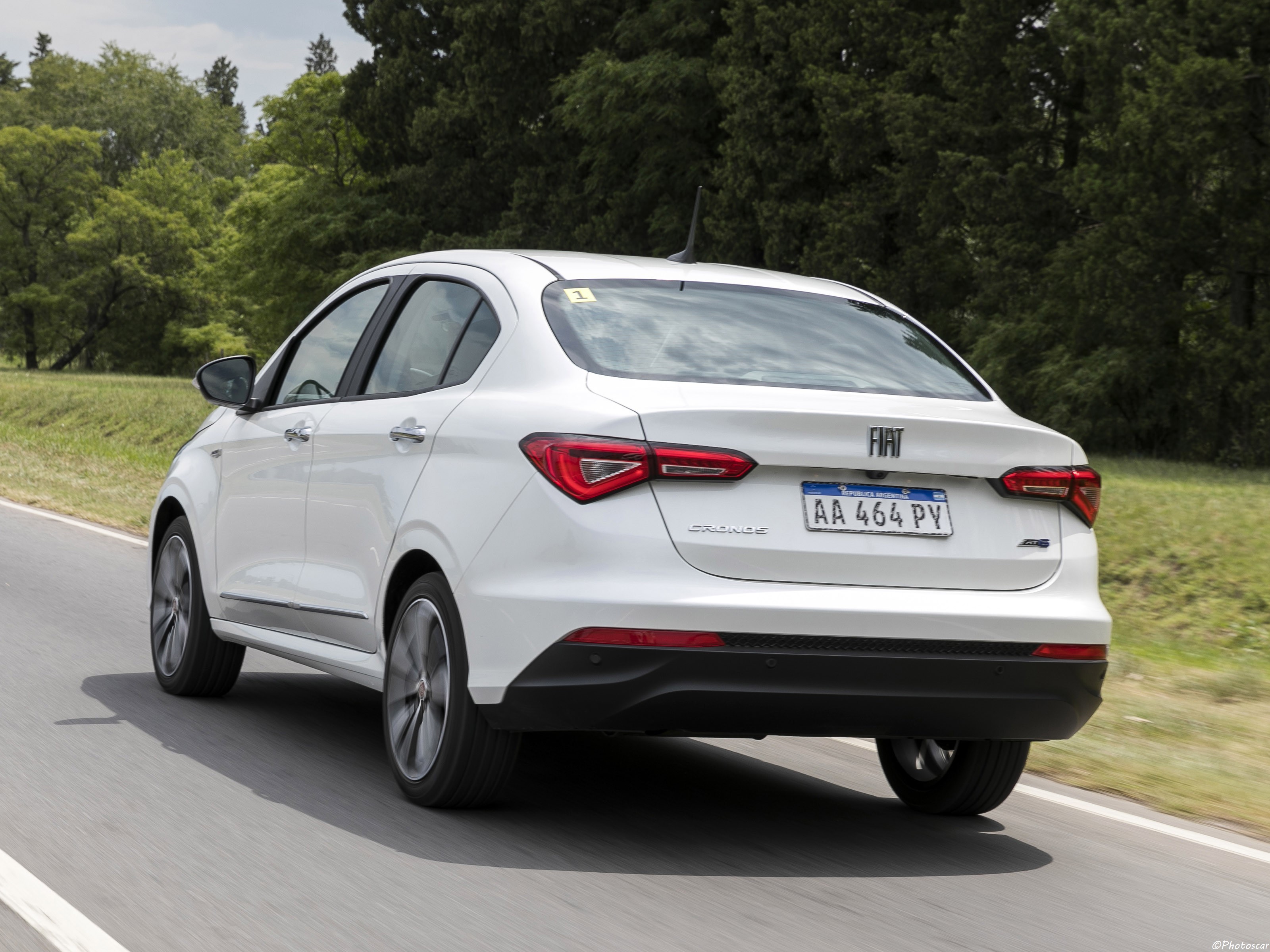 Fiat Cronos Precision 2018 a un look audacieux - PhotosCar