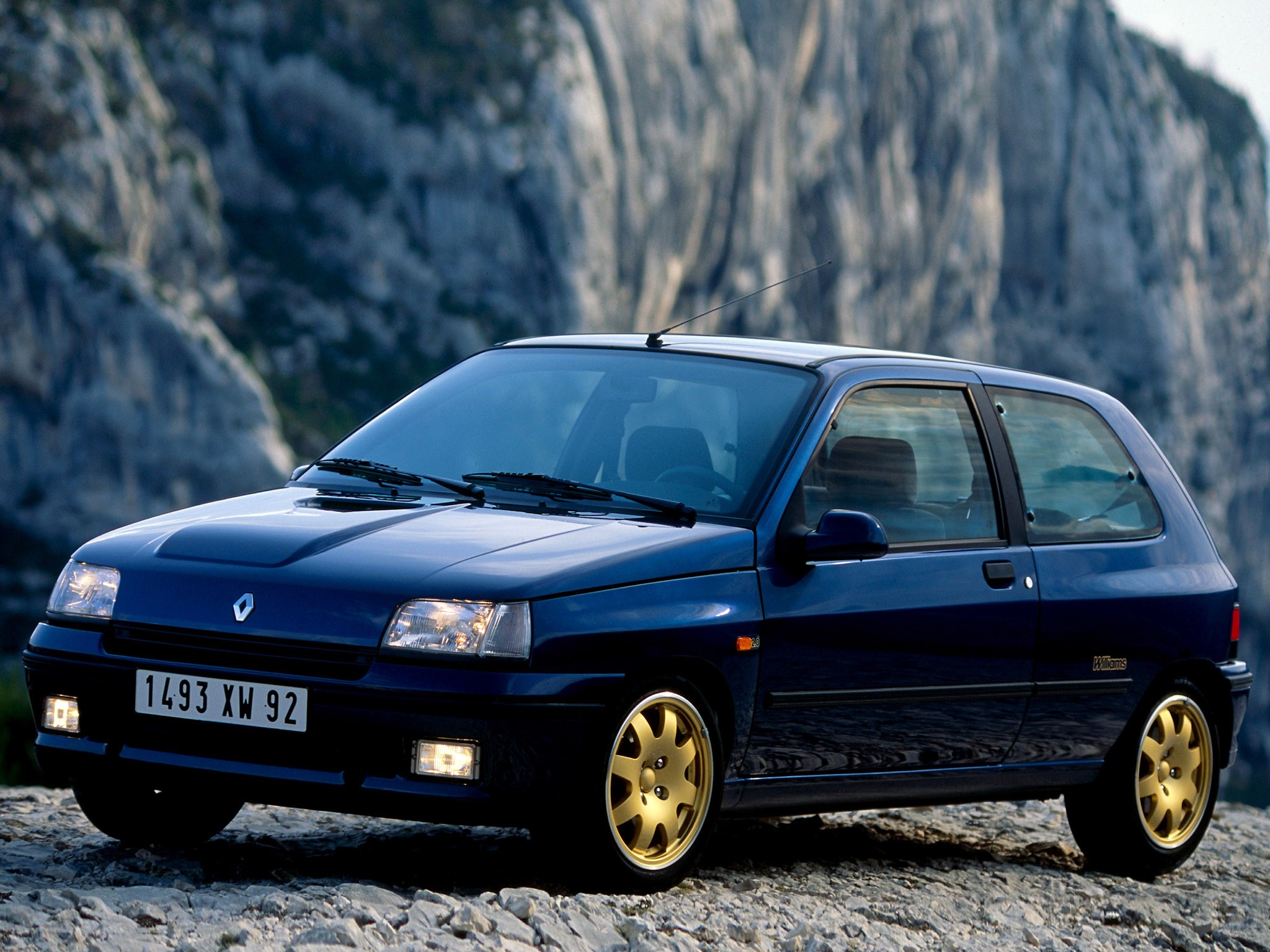 Renault Clio - Voiture française la plus vendue de l'histoire de l ...