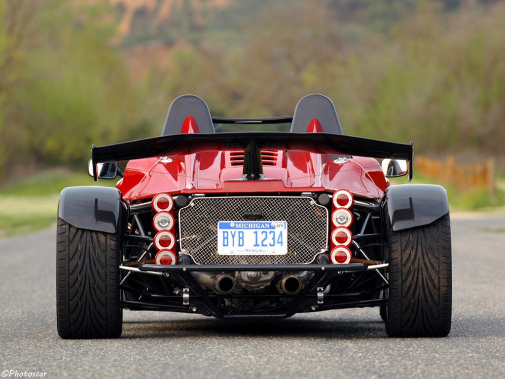 Deronda G400 2009, construite en carbone et en fibre de verre - Photoscar