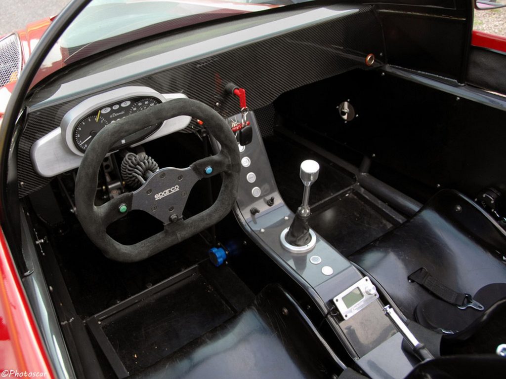 Deronda G400 2009, construite en carbone et en fibre de verre - Photoscar