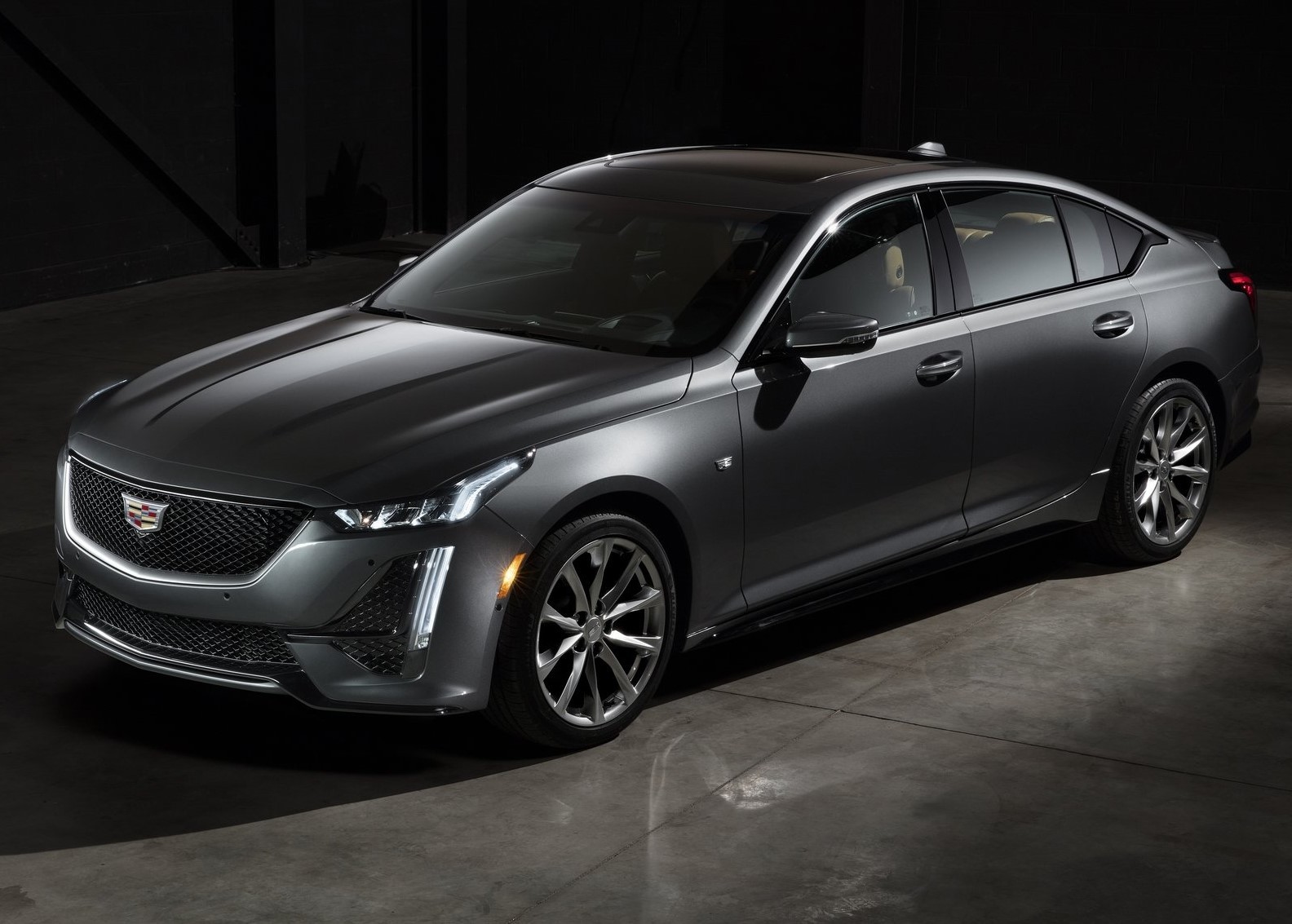 Cadillac CT5 2020 - Une position plus large et plus dynamique - Photoscar