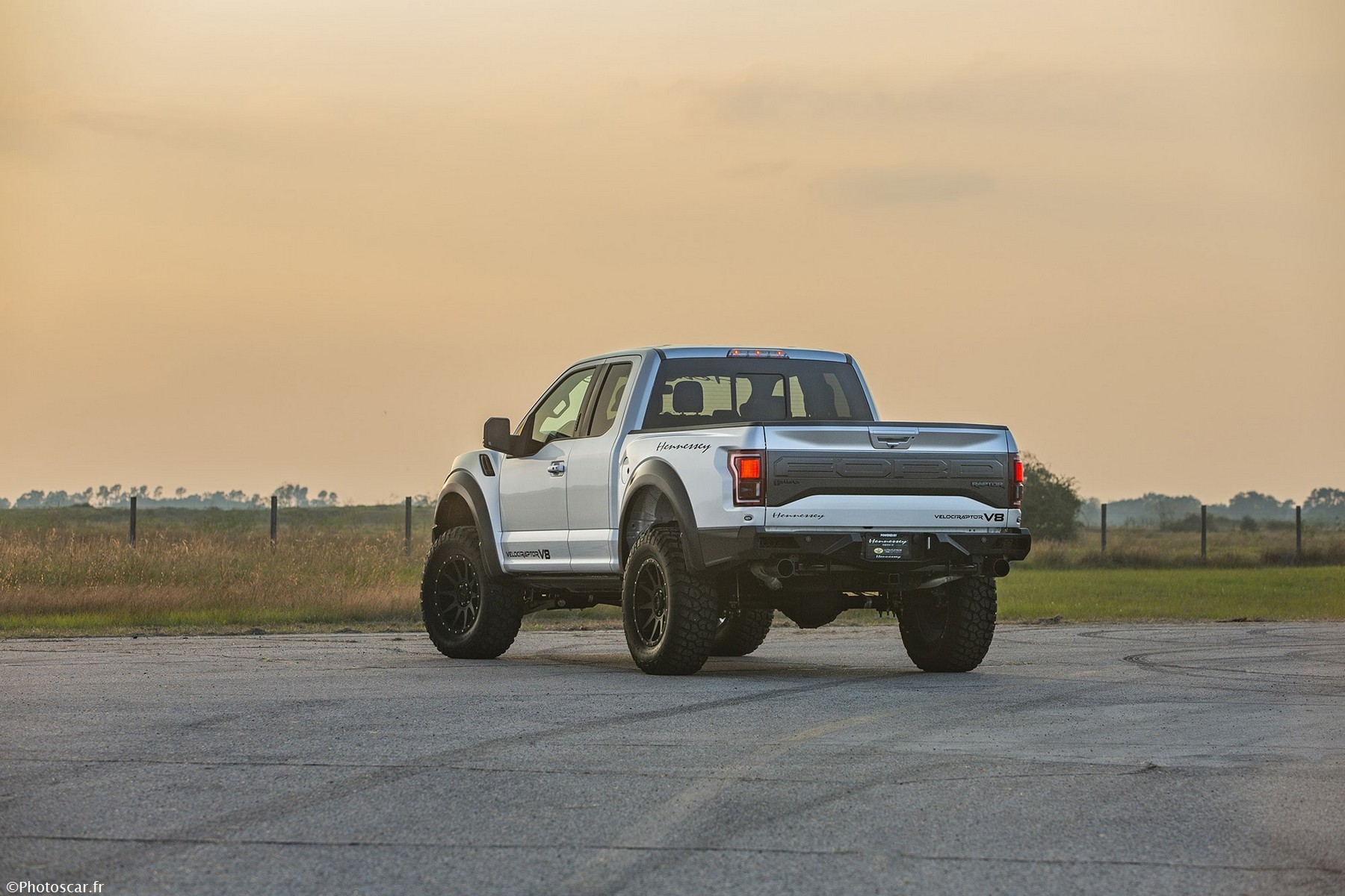 Hennessey VelociRaptor V8 2019 - Un moteur de 800 chevaux - Photoscar