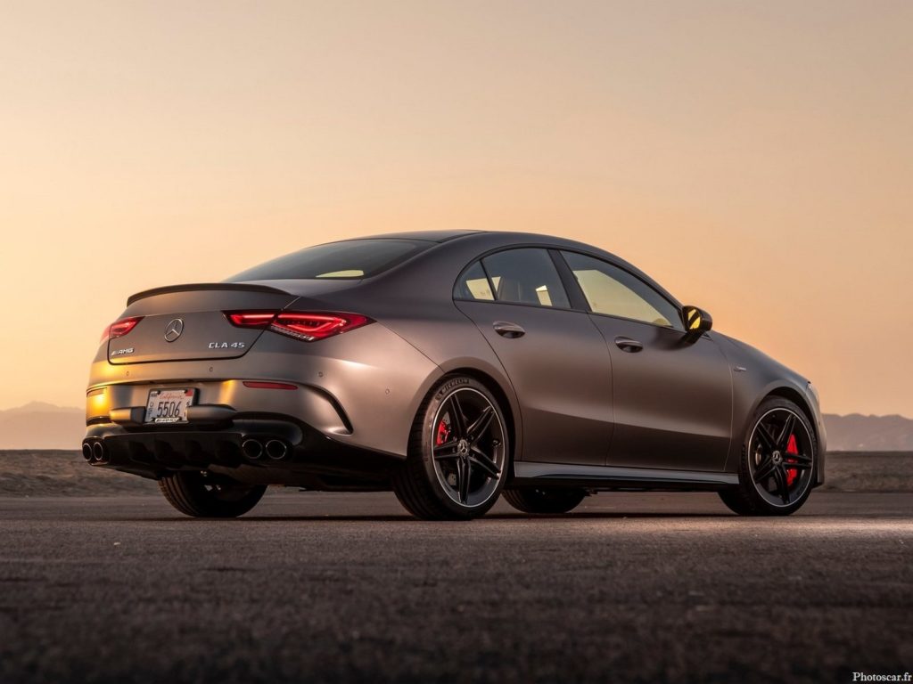 Mercedes CLA45 AMG 2020 - Design racé, technologie de pointe