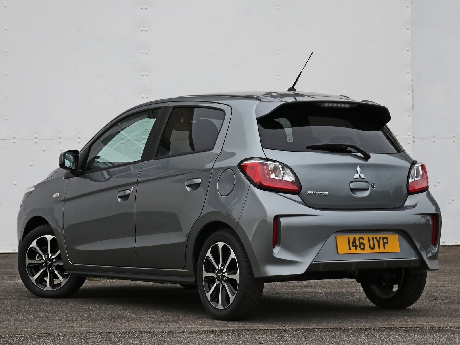 Mitsubishi Mirage 2020 - Elle offre un extérieur plus net et plus dynamique