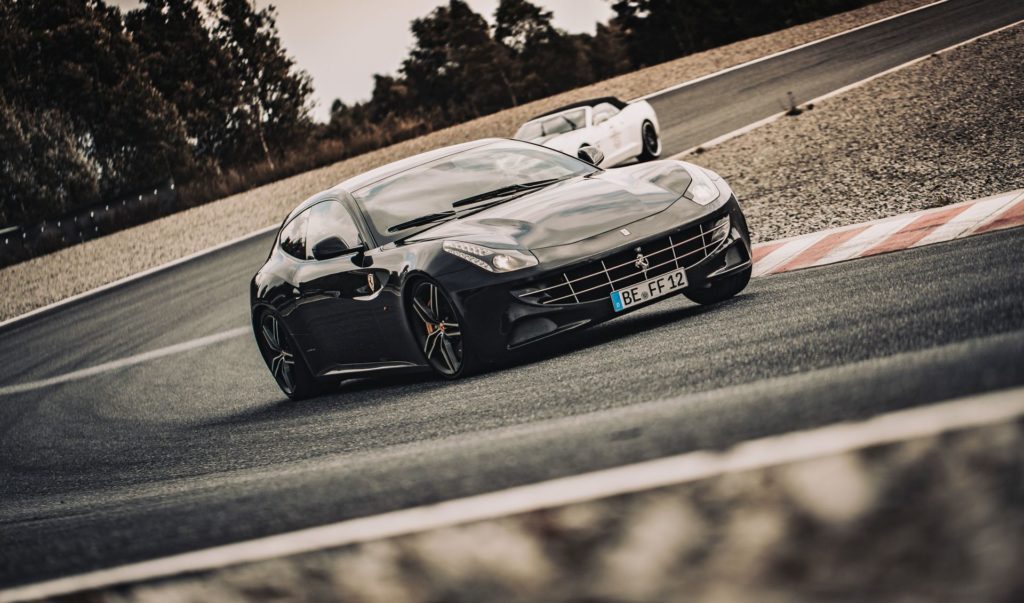 Ferrari FF Edo Competition - Le style est radicalement nouveau.