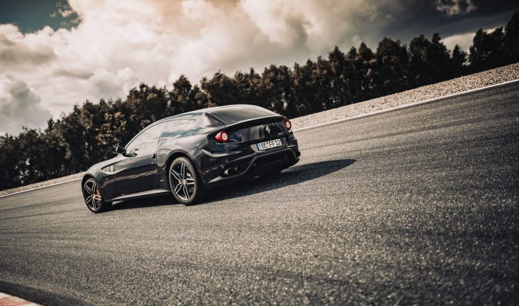 Ferrari FF Edo Competition - Le style est radicalement nouveau.