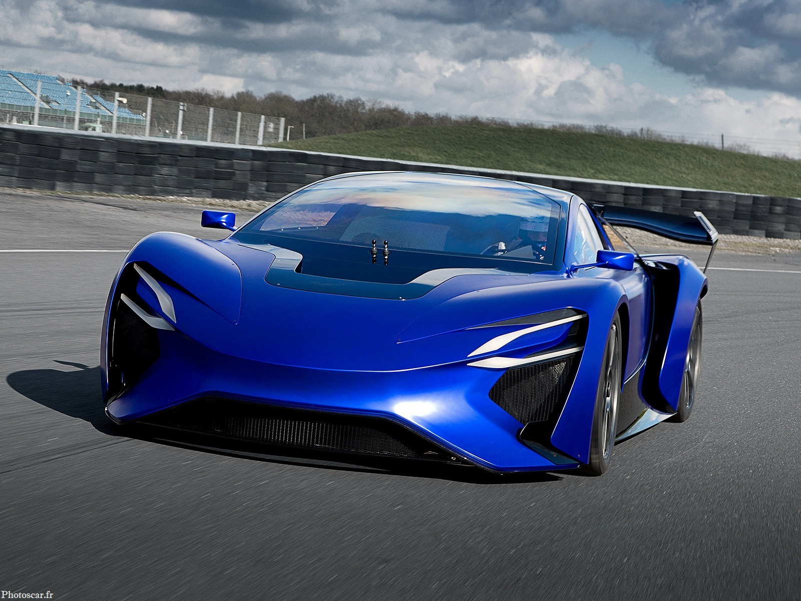 TechRules AT96 trev concept 2016 fonctionne au kérosène - Photoscar