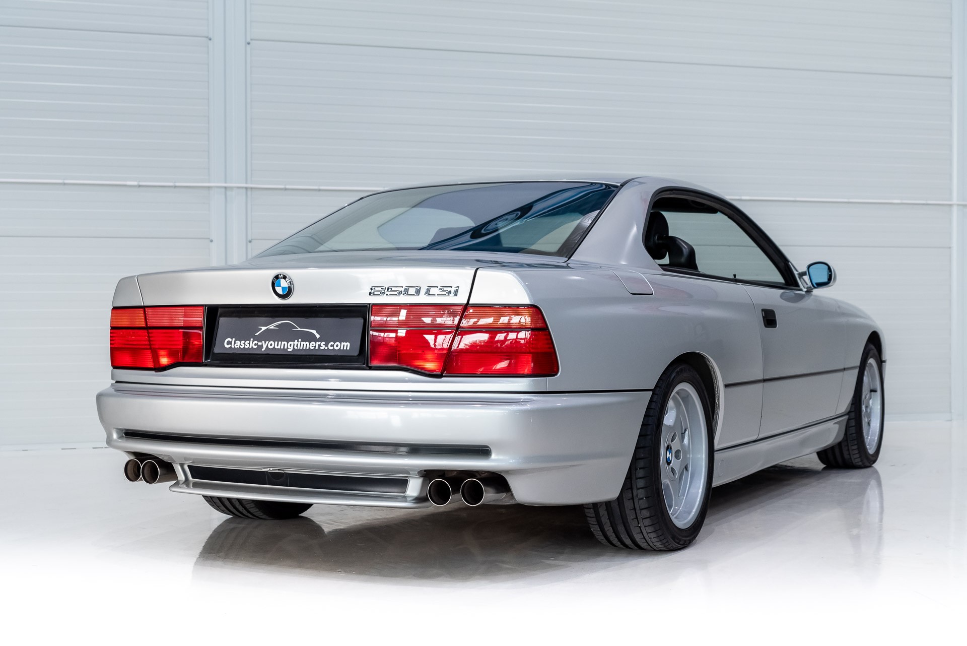 BMW 850 CSI 1992 - Elle a un puissant et prestigieux moteur V12 - Photoscar