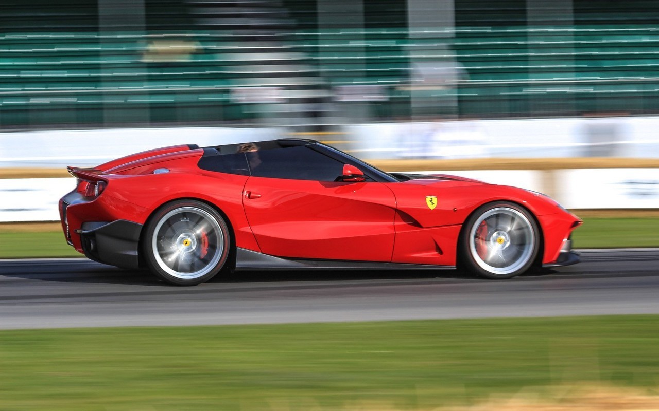 Ferrari F12 TRS 2014 : Le One-Off Barchetta le plus Extrême