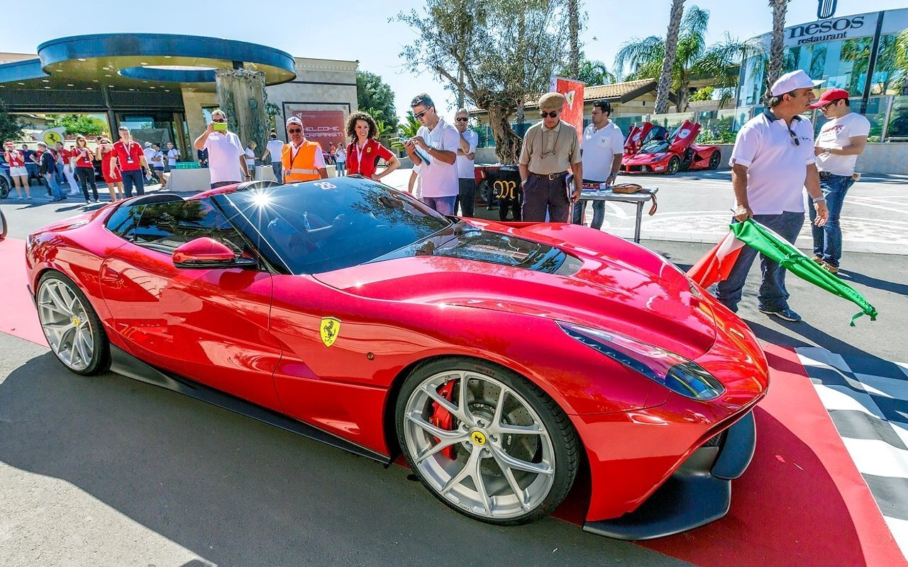 Ferrari F12 TRS 2014 : Le One-Off Barchetta le plus Extrême