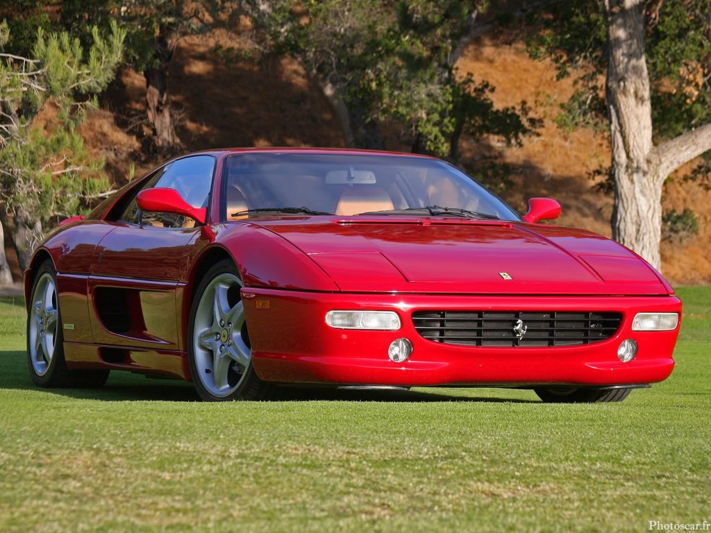 Ferrari F355 Berlinetta - Un look élégant et une vraie précision