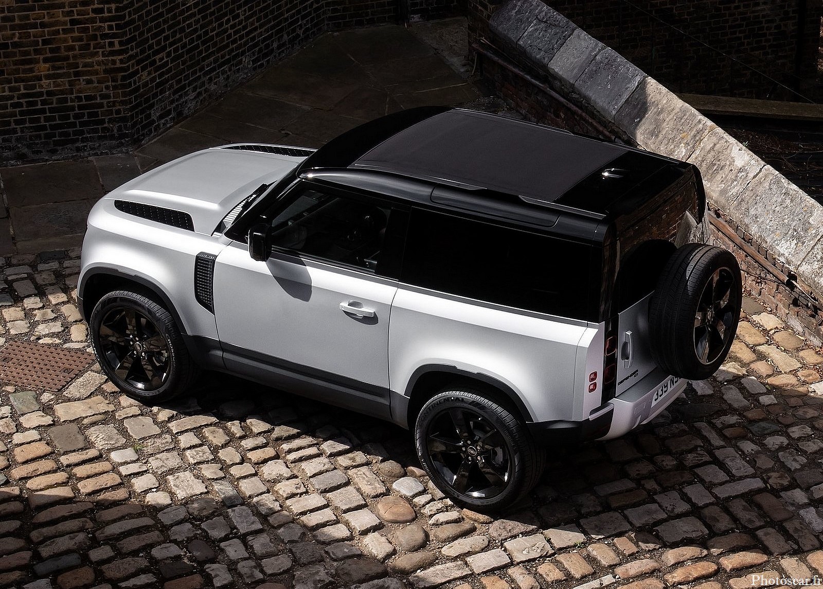 Land Rover Defender 90 2021 - Technologie tout-terrain avancée - Photoscar