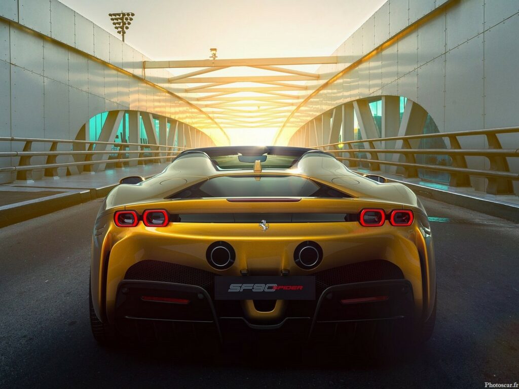 Ferrari SF90 spyder 2021 - Version découvrable de la Stradale - Photoscar