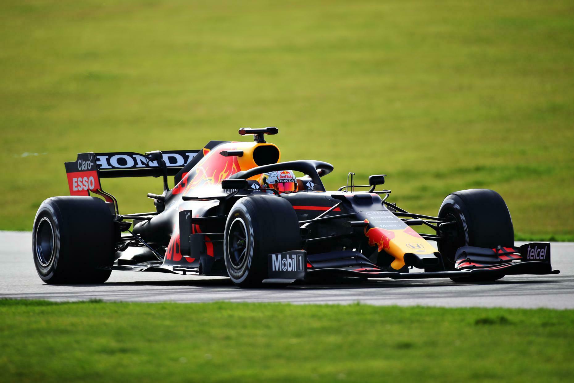 Red Bull RB16B 2021 - Pilotes Max Verstappen et Sergio Pérez