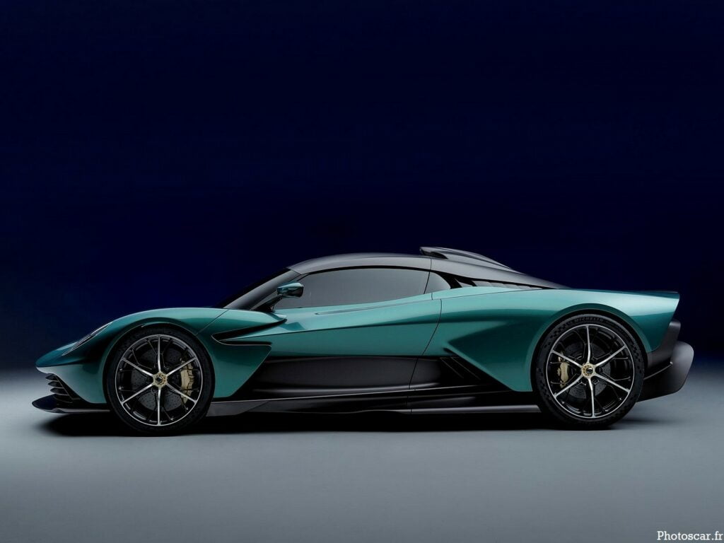 Aston Martin Valhalla 2022 - Hypercar aux performances monstres