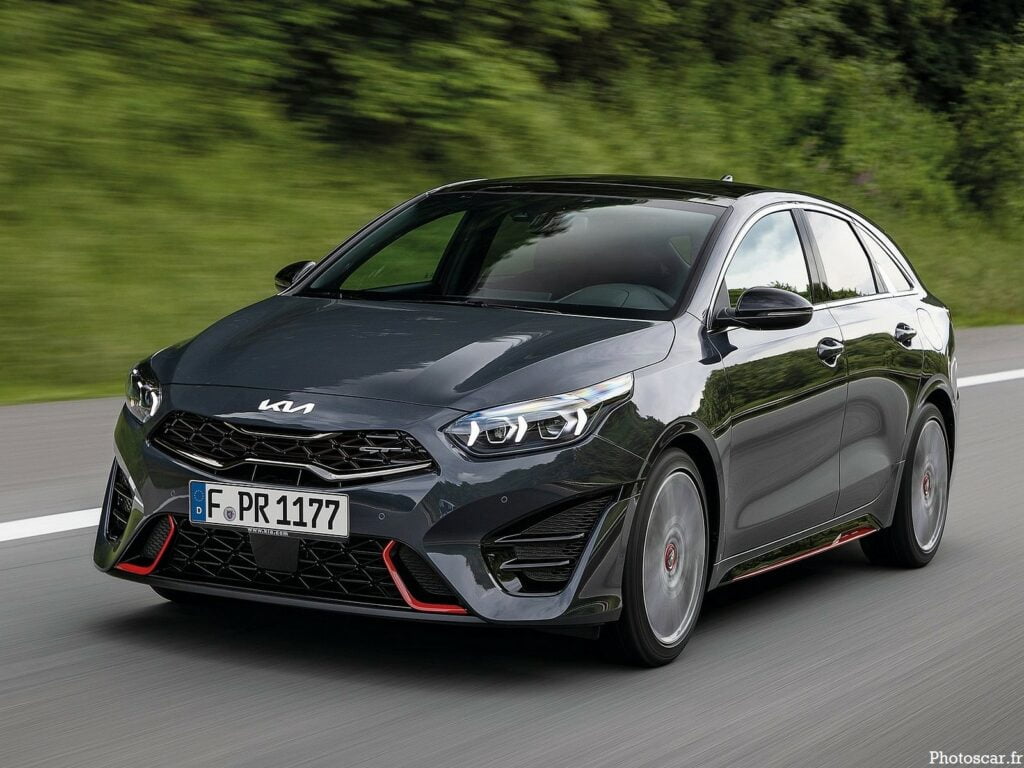 Kia ProCeed GT 2022 - Ce modèle conjugue des lignes athlétiques - Photoscar