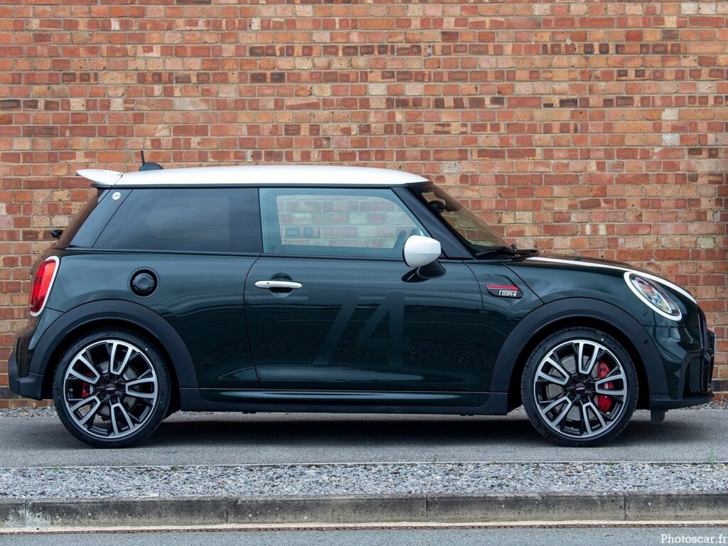 Mini Anniversary Edition JCW 2021 - Une édition limitée de 740 unités