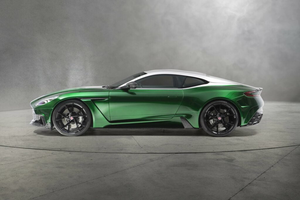 Mansory Aston Martin DB11 Cyrus 2020 - Caractère plus sportif