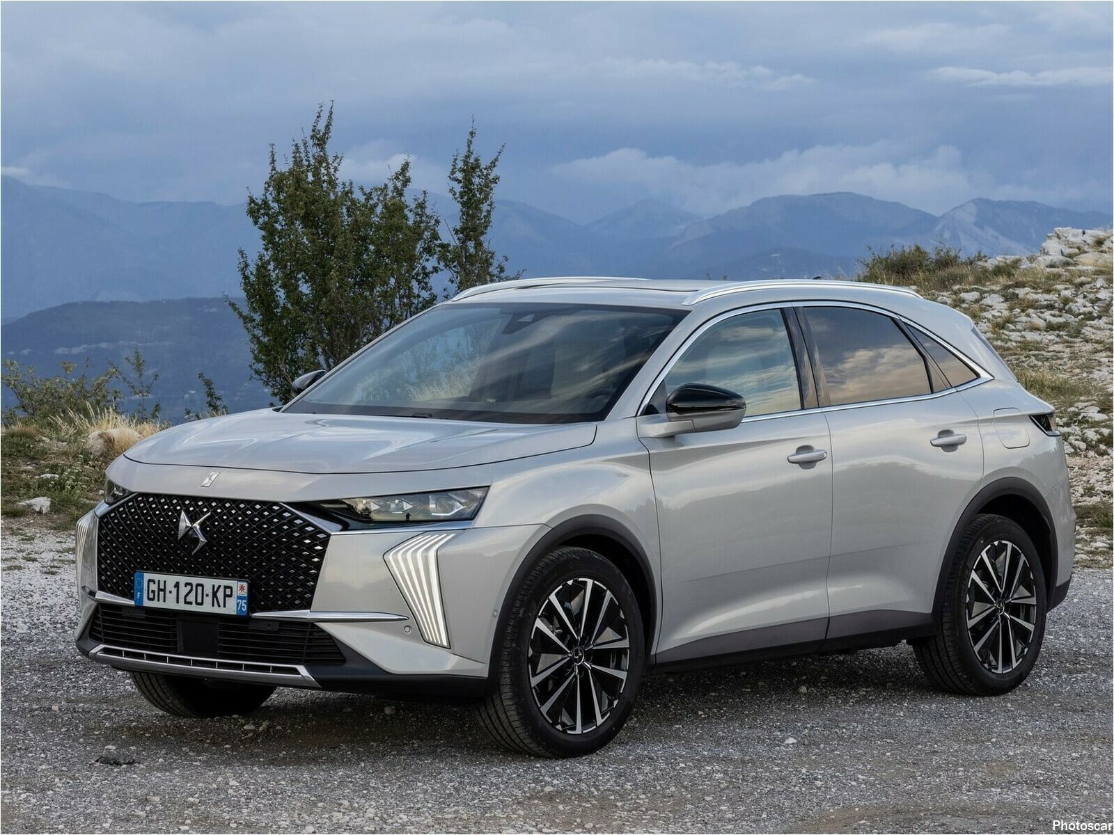 DS7 2023 - SUV raffiné avec des lignes élégantes et dynamiques - Photoscar