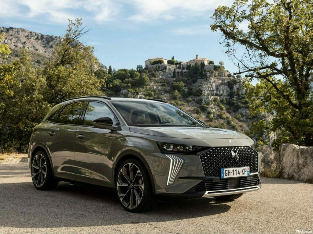 DS7 2023 - SUV raffiné avec des lignes élégantes et dynamiques - Photoscar