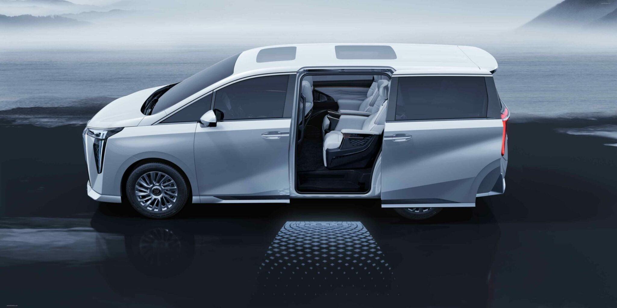 GAC Trumpchi M8 2023 - Monospace chinois similaire à Alphard