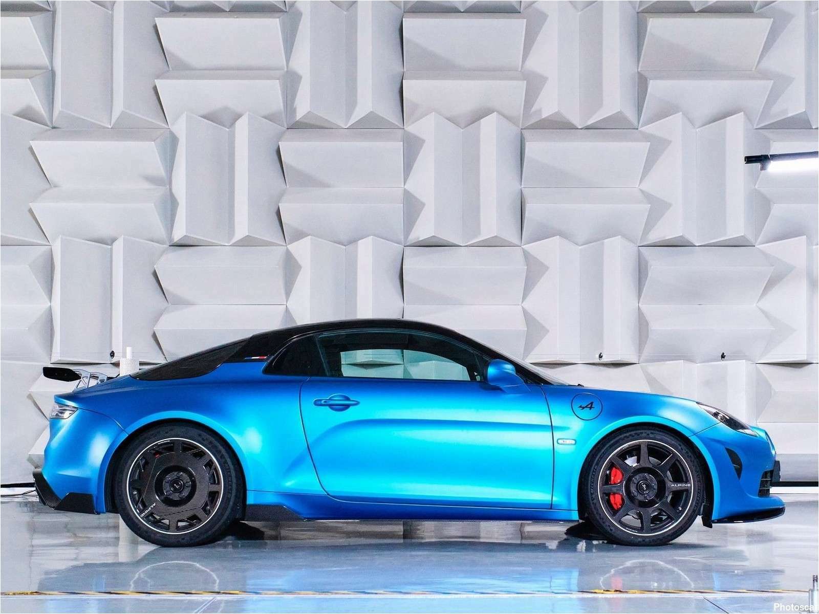 Alpine A110 R 2023 - Ambiance de voiture de course - Photoscar