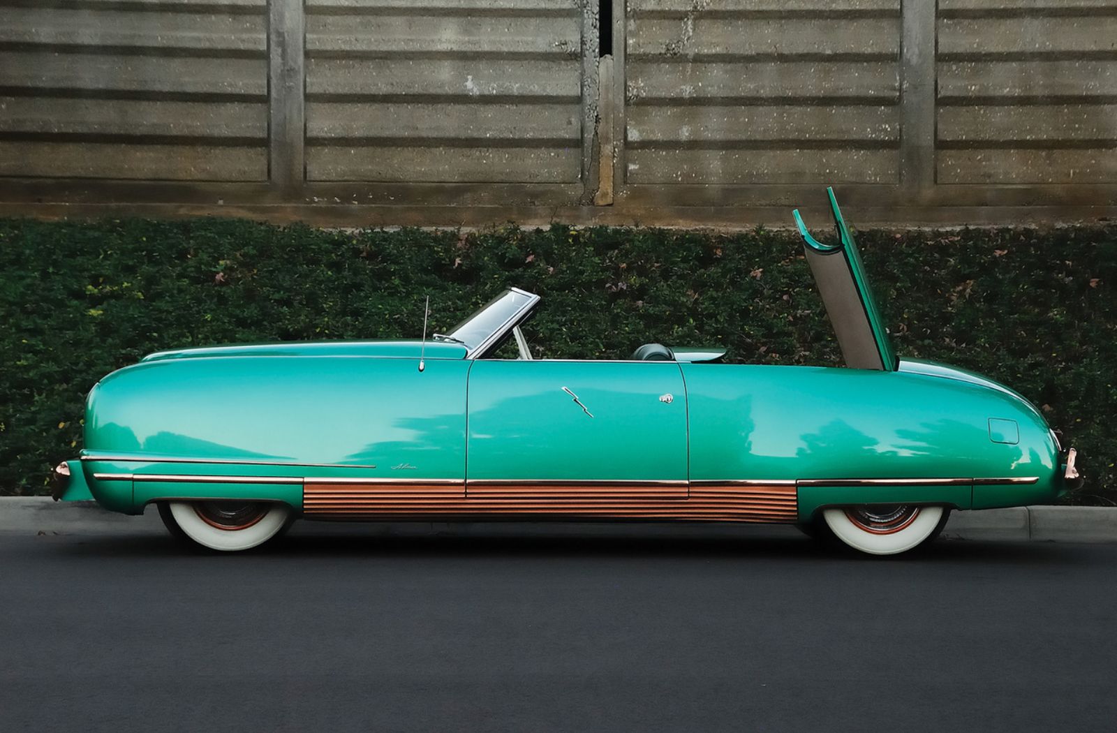 Chrysler Thunderbolt 1941 - Un toit rigide entièrement rétractable