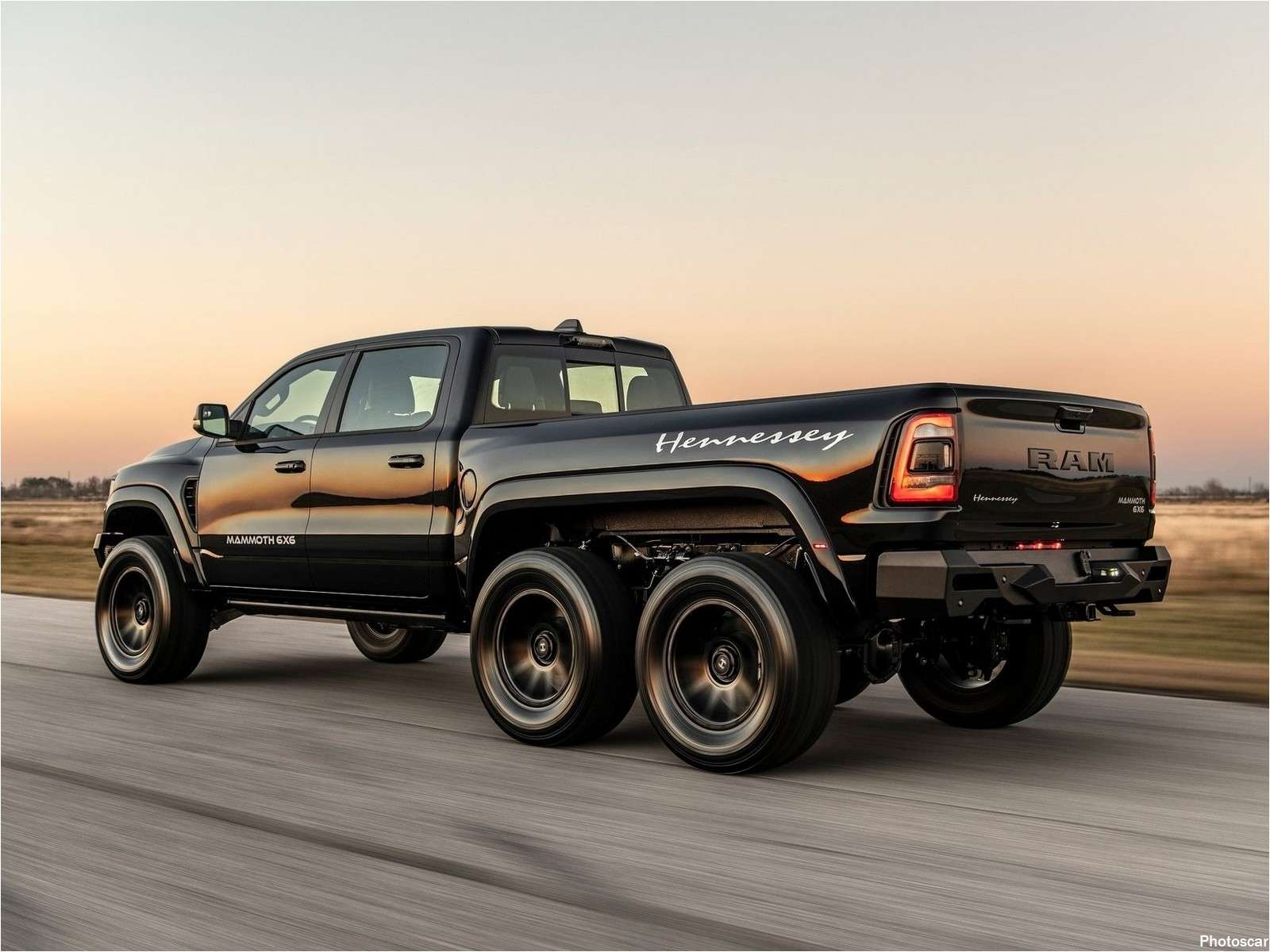 Hennessey Mammoth 1000 6x6 TRX 2022 - Plus puissant, exclusif - Photoscar Hennessey Mammoth 1000 6x6 TRX 2022 - Plus puissant, exclusif - Photoscar