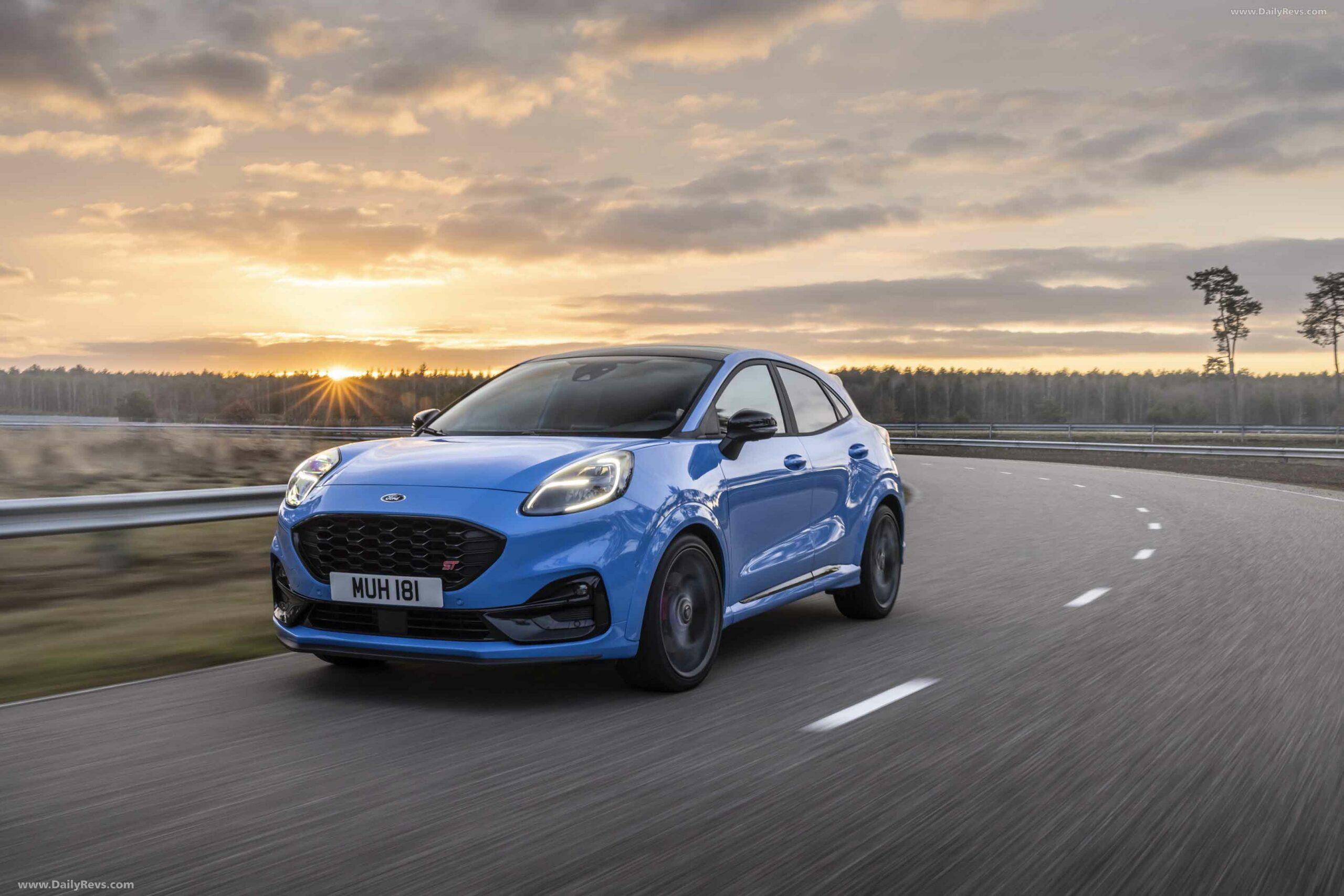 Ford Puma ST Powershift 2023 - Design alliant forme et fonction