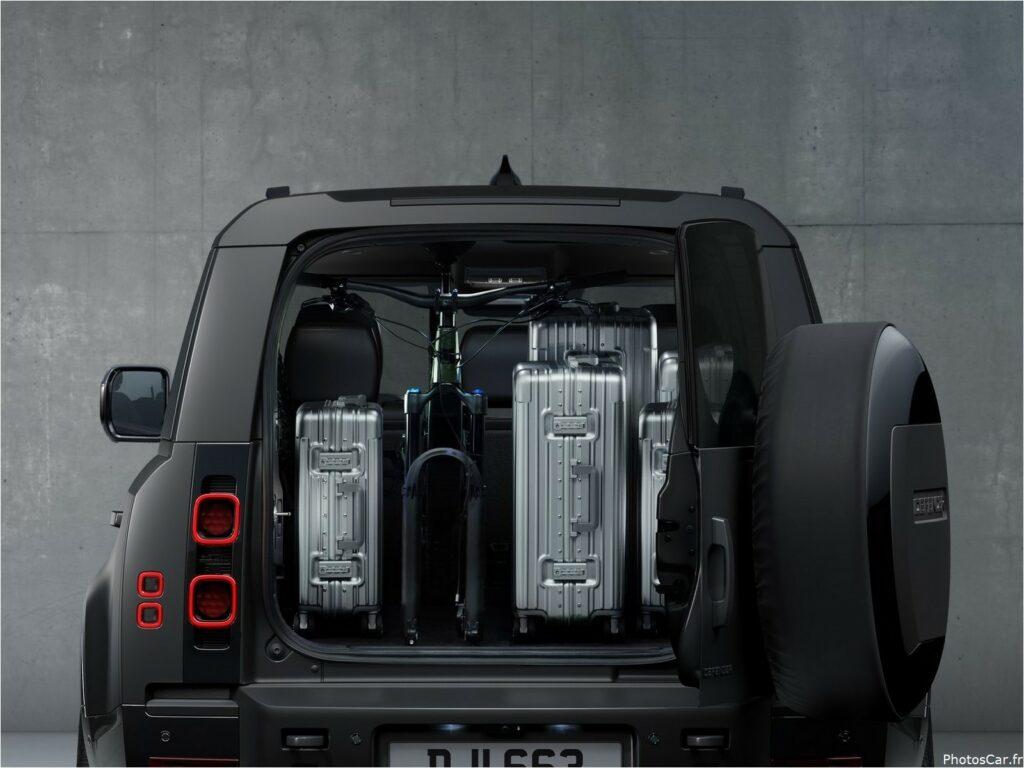 Land Rover Defender 130 Outbound 2024 - Extérieur distinctif - Photoscar