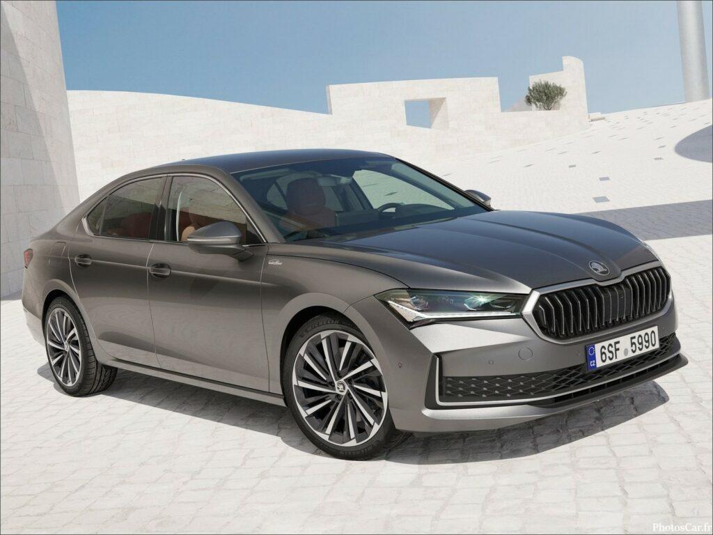 Skoda Superb 2024 et Superb Combi 2024 pour les familles actives ...