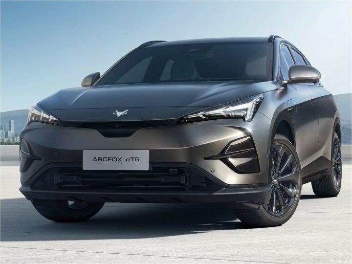 BAIC ArcFox Alpha T5 2024 - Une conduite sûre et dynamique - Photoscar