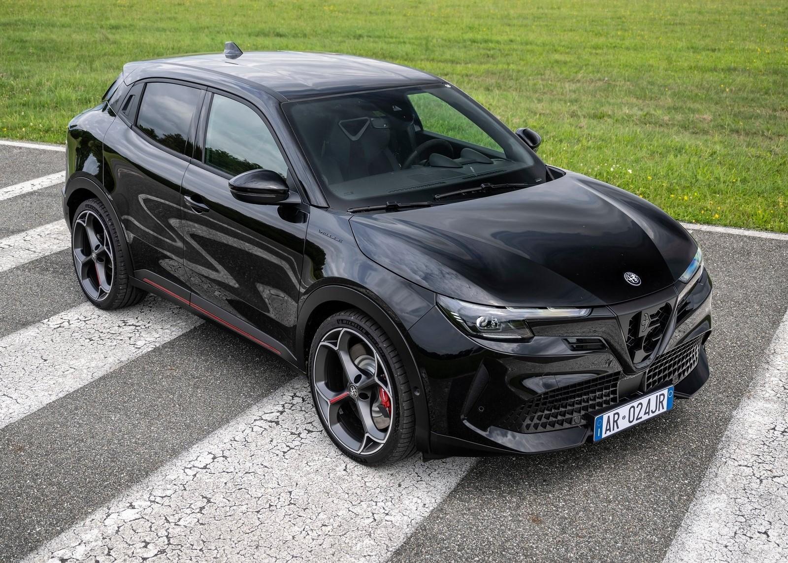 Alfa Romeo Junior 2025 : un SUV urbain élégant et performant