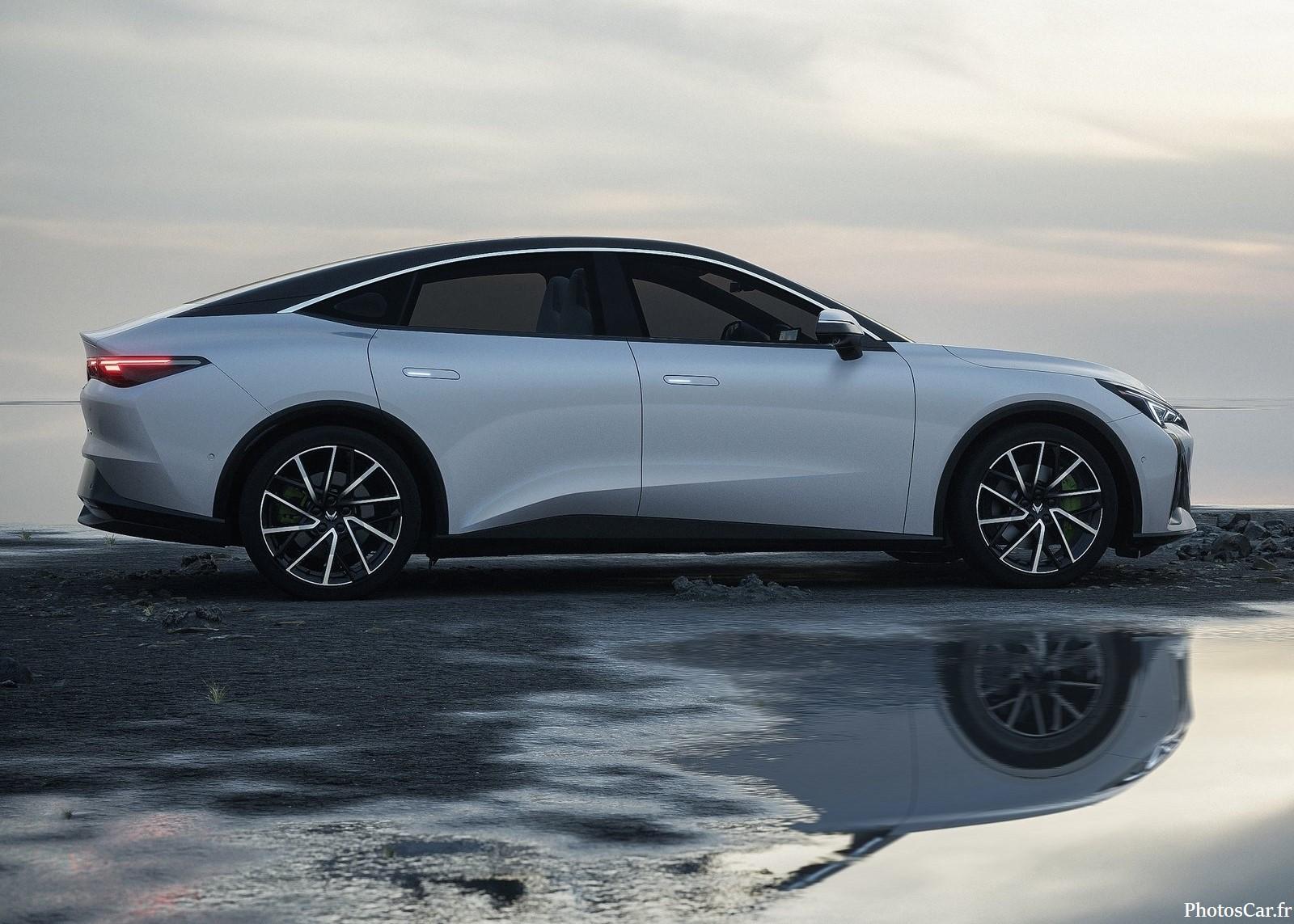 BAIC ArcFox Alpha S5 2025 : Un design extérieur élégant et sportif