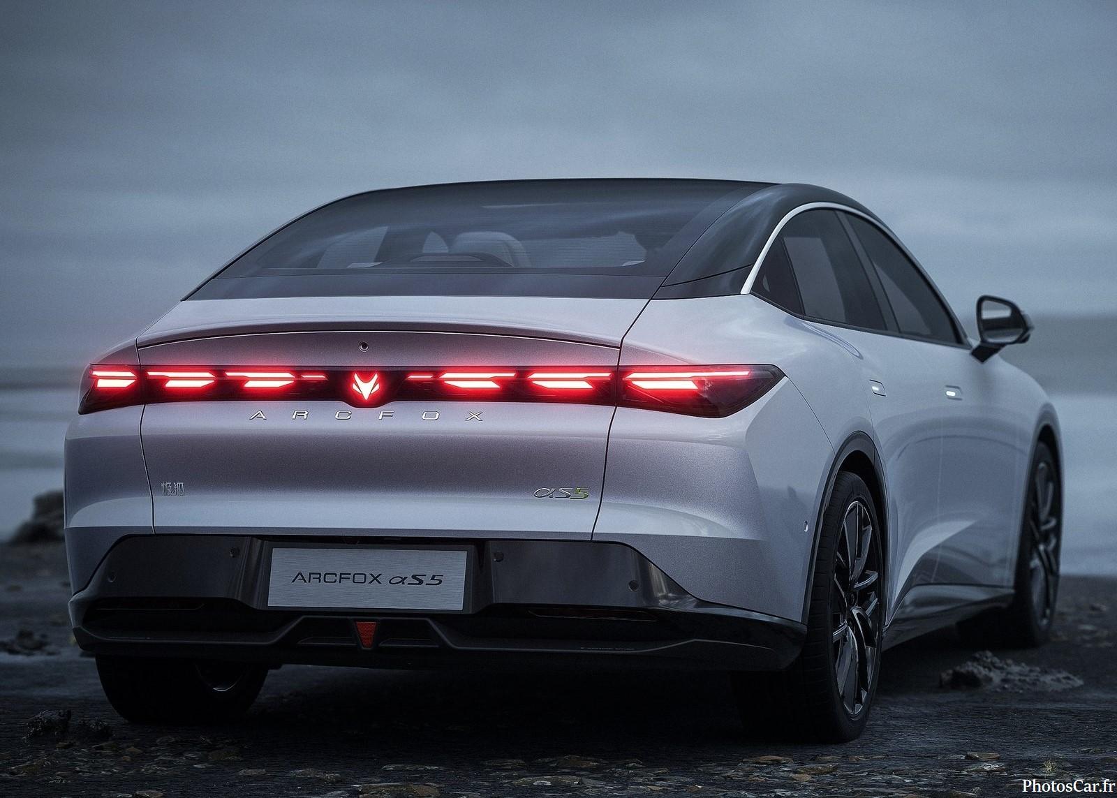 BAIC ArcFox Alpha S5 2025 : Un design extérieur élégant et sportif