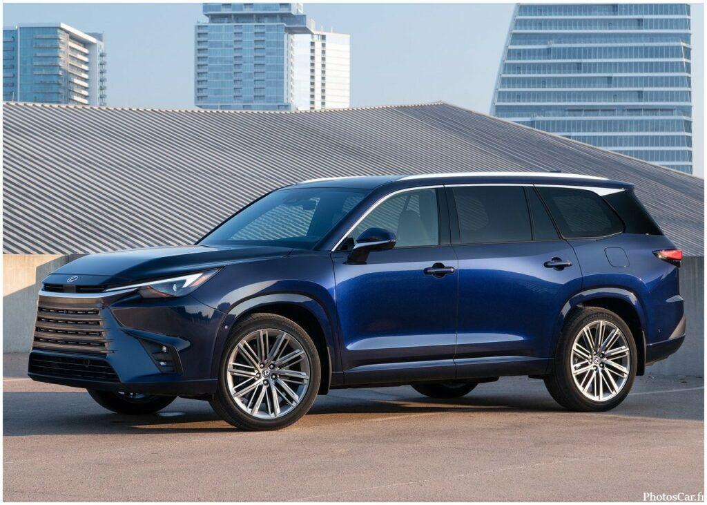 Lexus TX 2024 : Le luxe redéfini, un SUV 7 places à votre service.