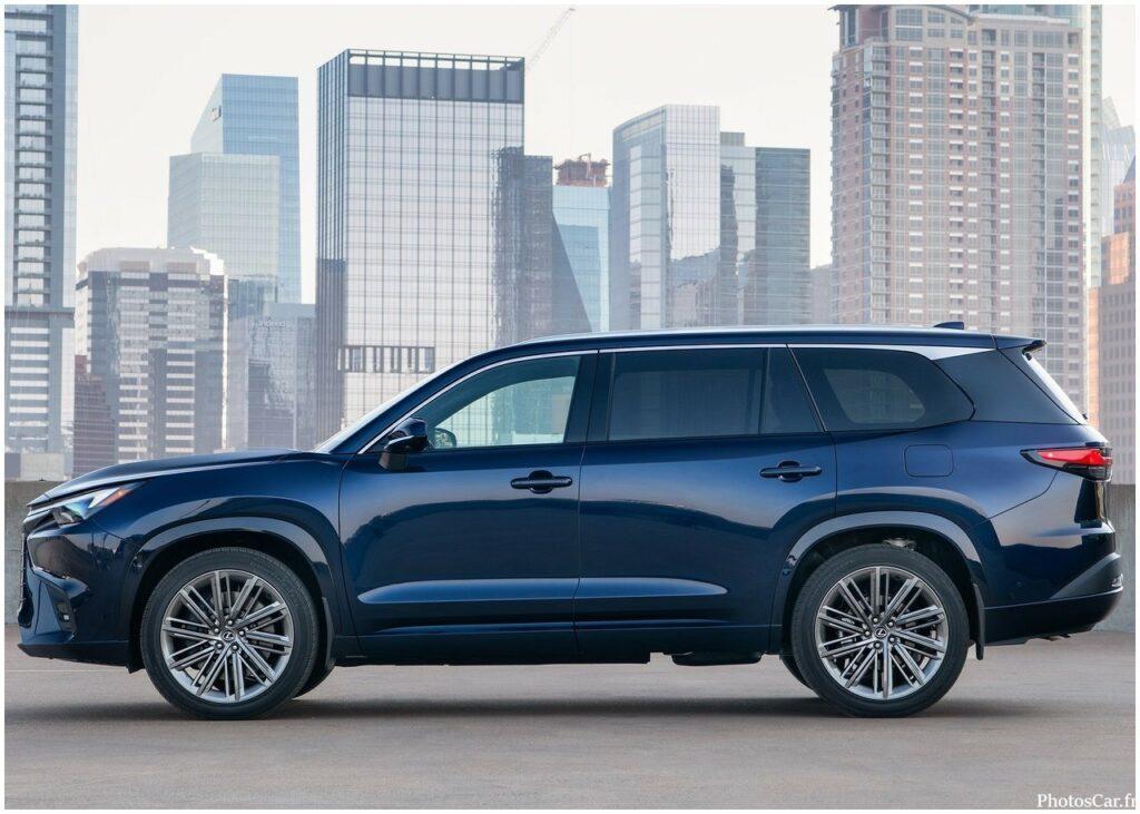 Lexus TX 2024 : Le luxe redéfini, un SUV 7 places à votre service.