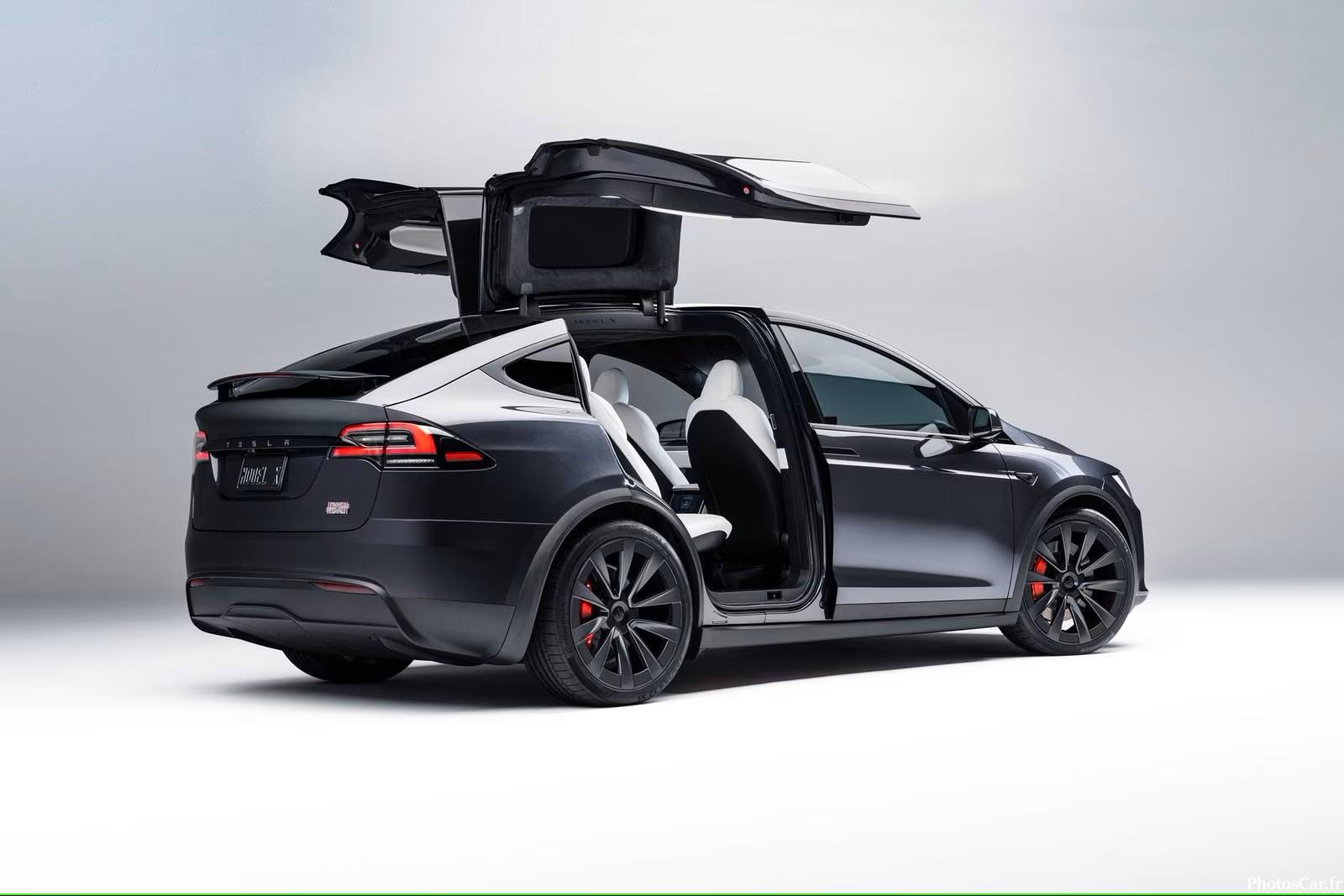 Tesla Model X 2024 : Le SUV électrique idéal pour la famille