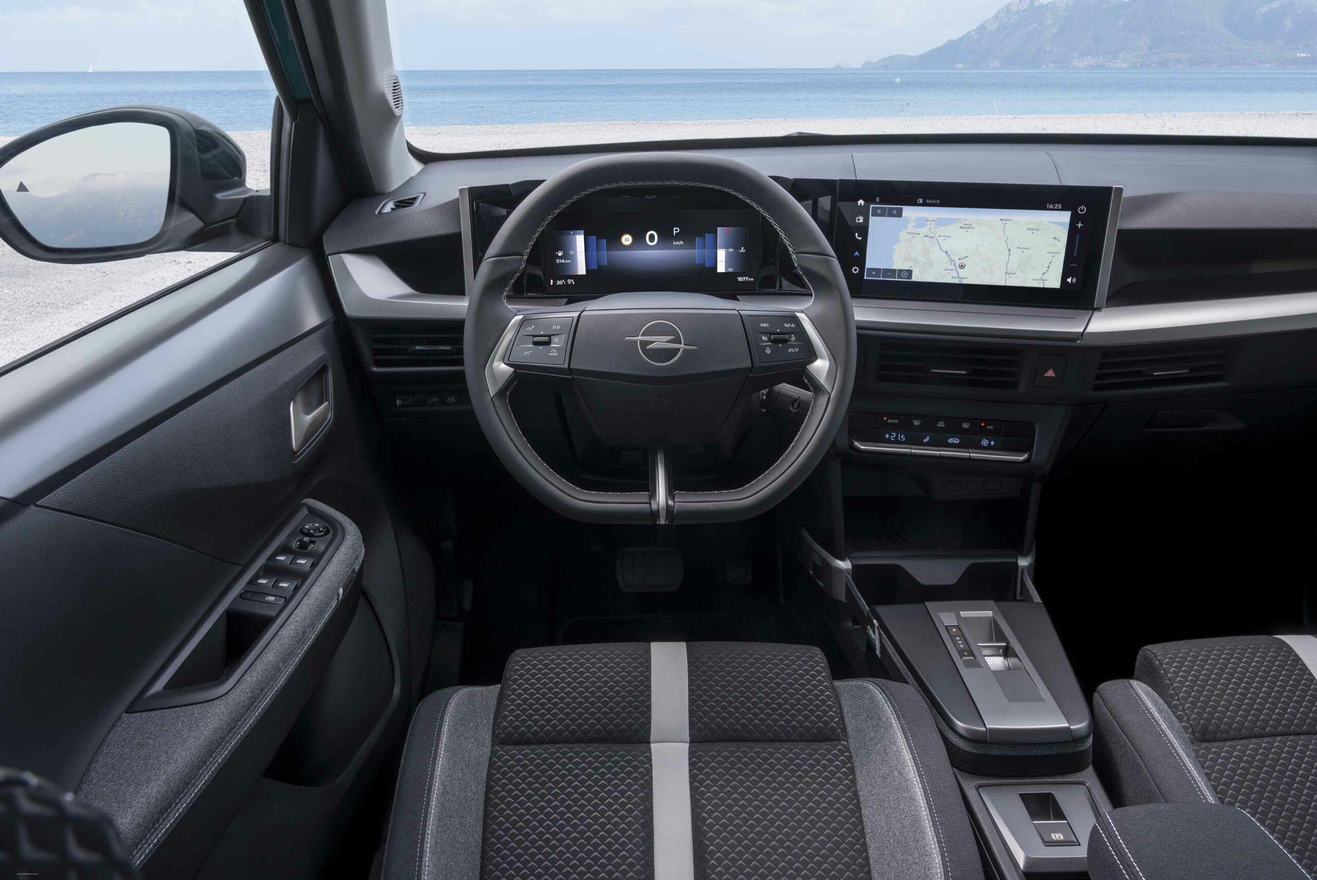 Opel Frontera Hybride, l'hybride rechargeable pour votre quotidien
