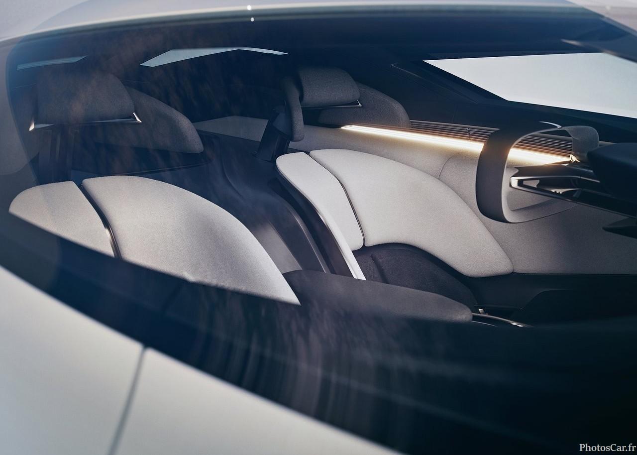 Chevrolet Corvette UK Concept 2025 - Look élégance et puissance